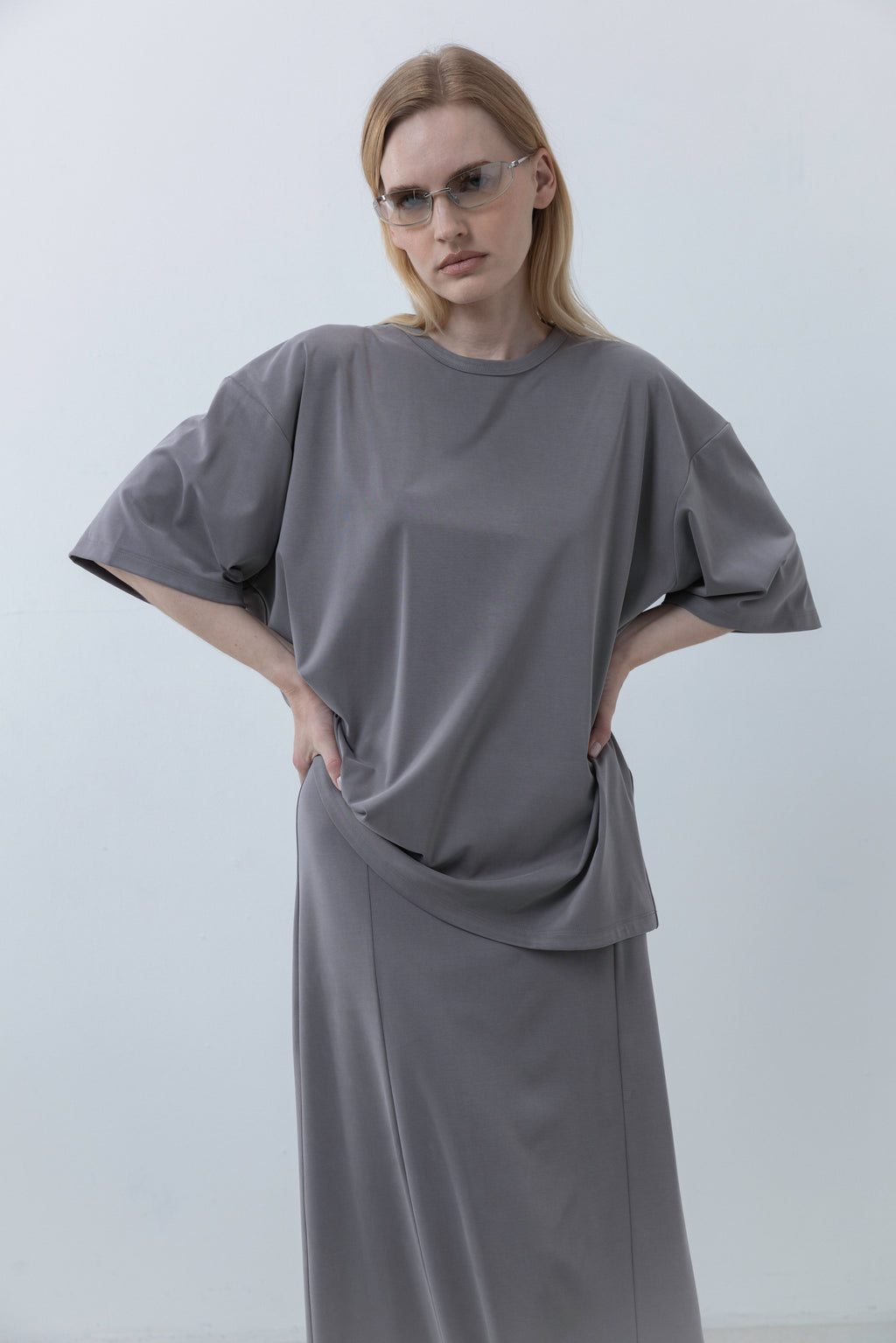 OVERSIZED MODAL T-SHIRT IN GREY – www.flowfemme.com
